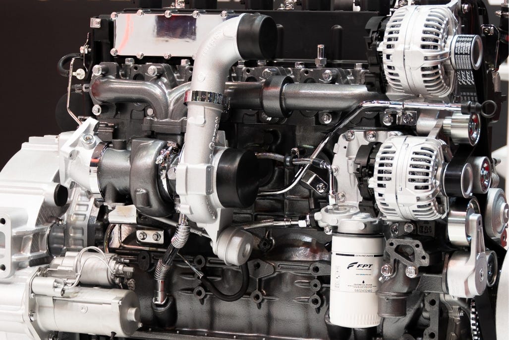 Efficient Bus Engines for On-Road Buses | FPT Industrial | FPT Industrial